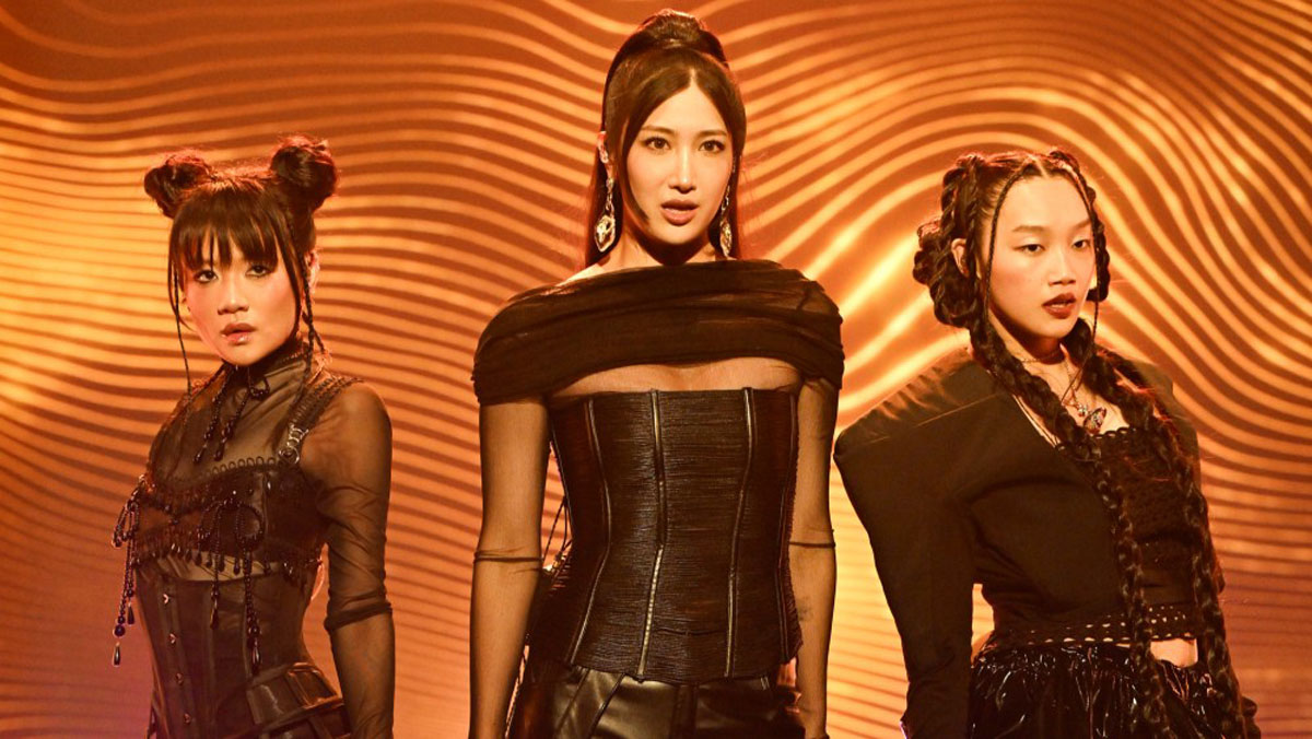 【生活熱話】 全球爆紅《Kpop 獵魔女團》主唱 EJAE：沒能在 SM 出道，讓我深受打擊。 | OLO